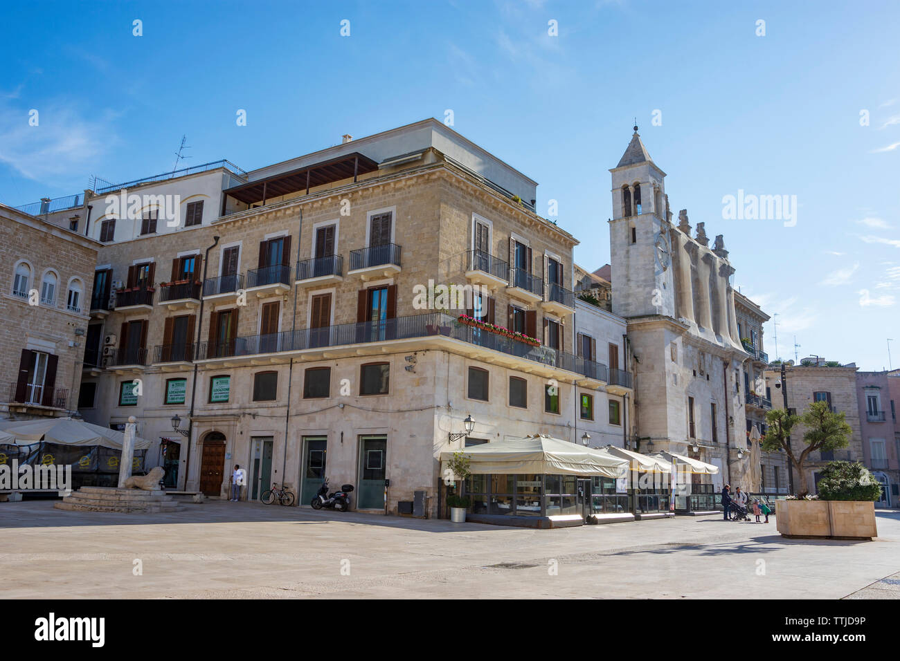 Old mercantile building hi-res stock photography and images - Alamy