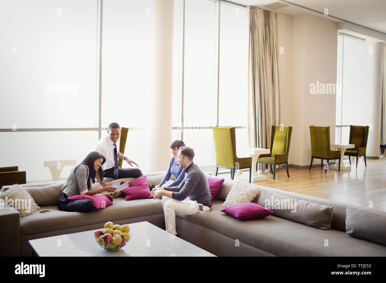 Talking sofa hi-res stock photography and images - Alamy