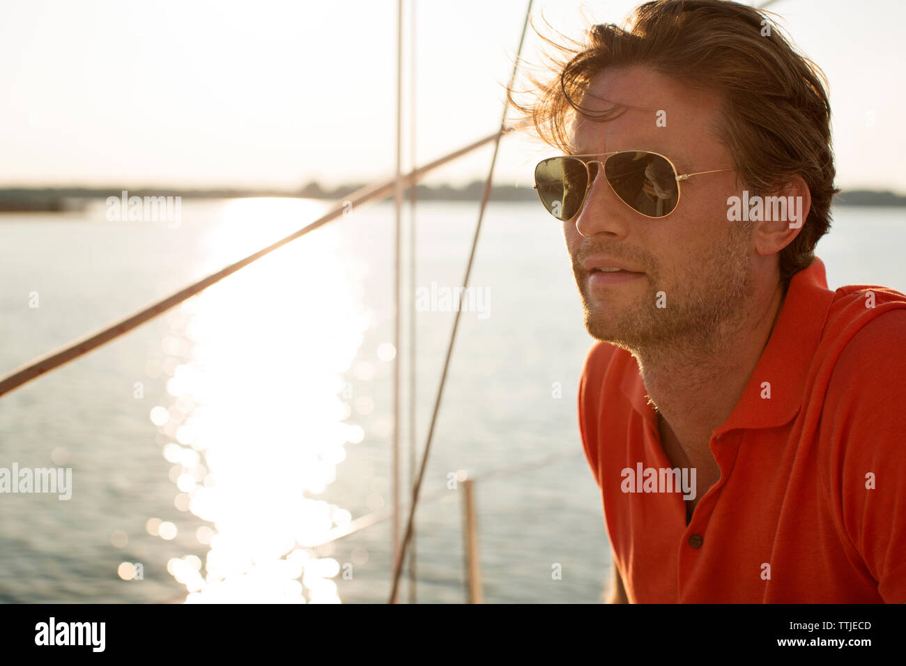 Happy sailing hi-res stock photography and images - Alamy