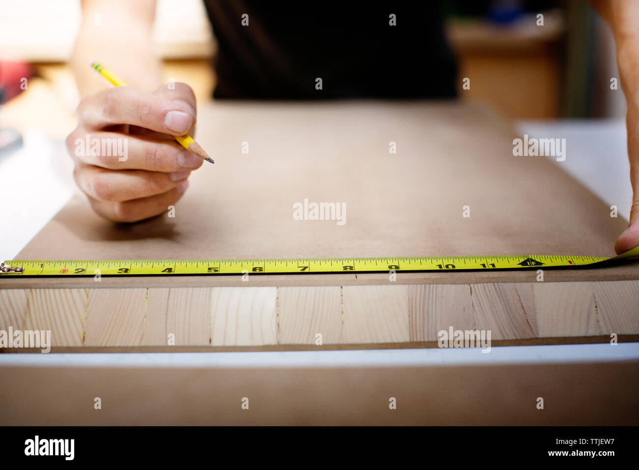 Measuring timber hi-res stock photography and images - Alamy