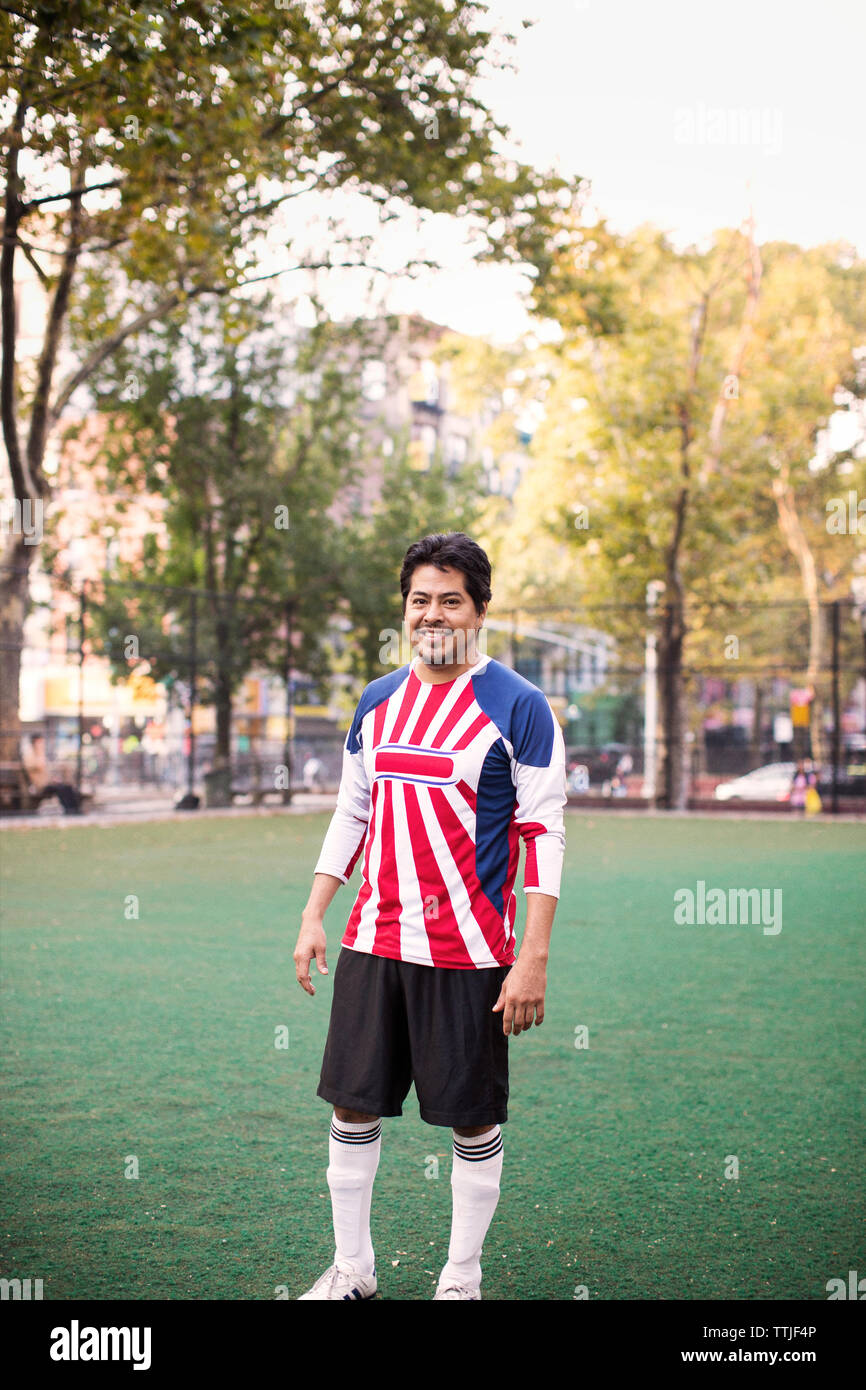 Happy soccer player hi-res stock photography and images - Alamy