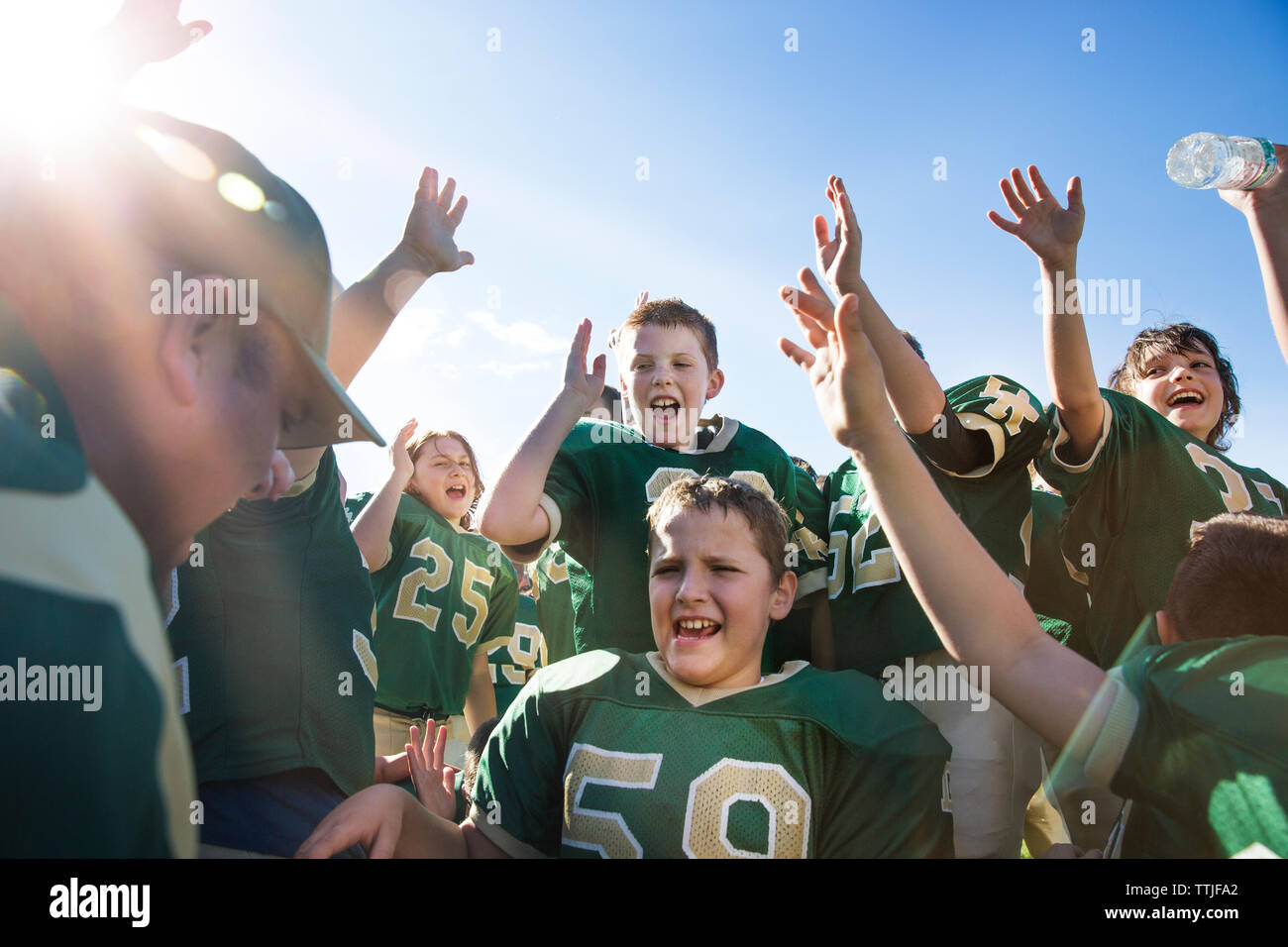 American football uniforms hi-res stock photography and images - Alamy