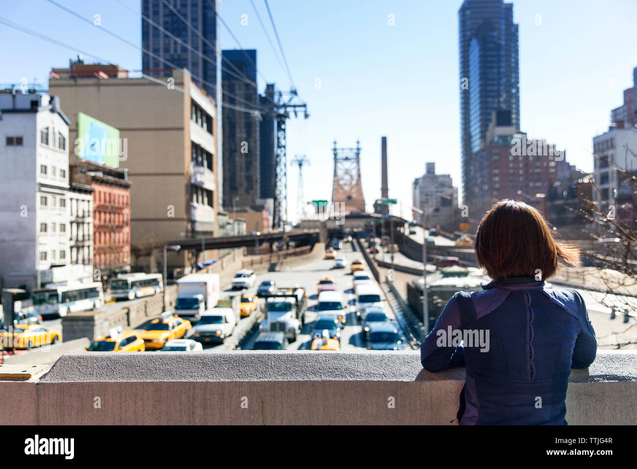 Woman bridge rear view hi-res stock photography and images - Alamy
