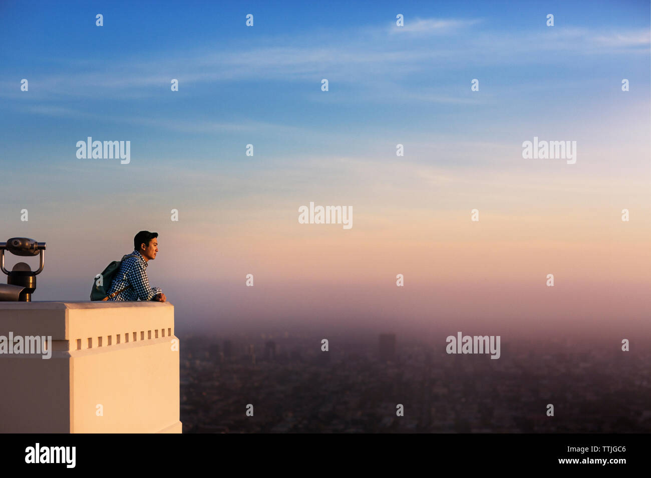 Observation binocular hi-res stock photography and images - Alamy
