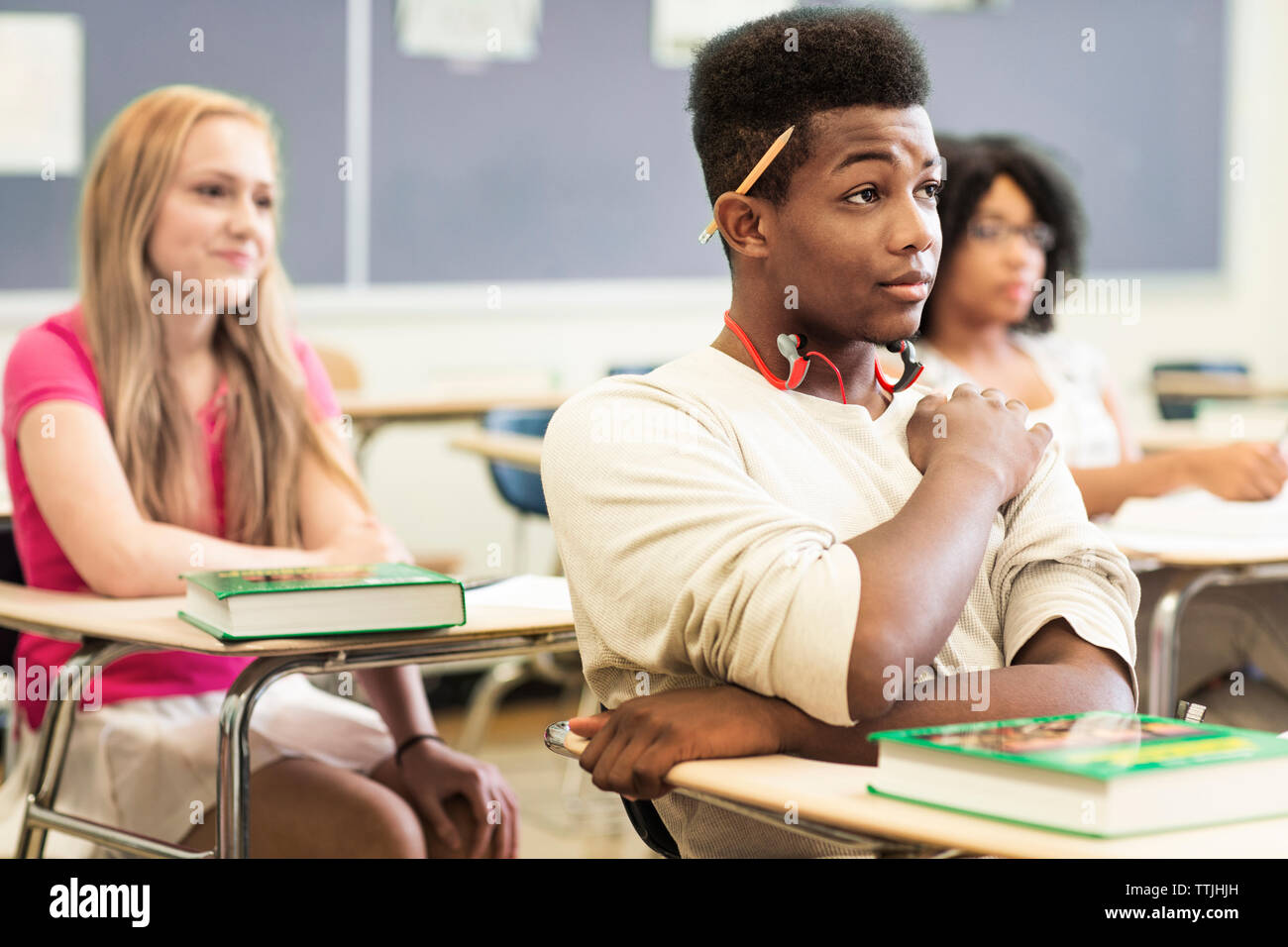 African american students classroom hi-res stock photography and images ...