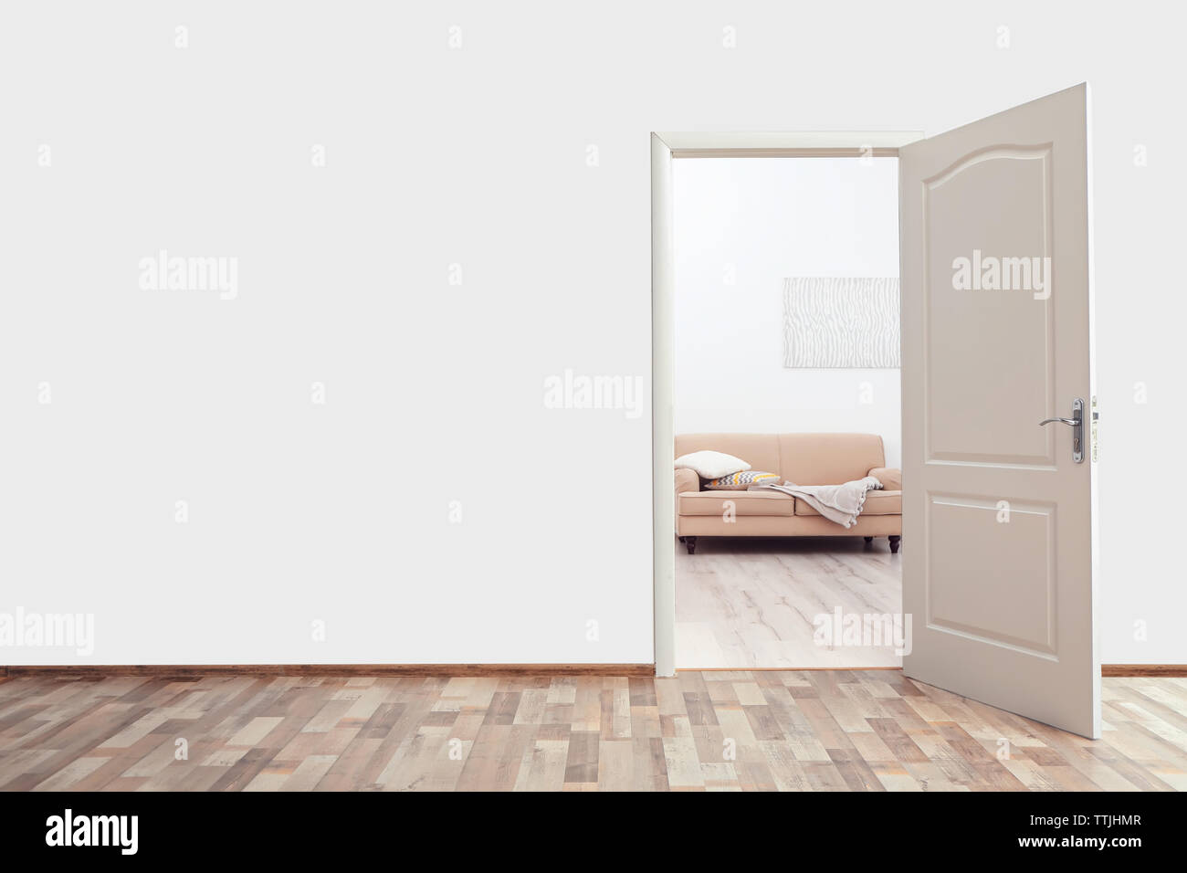 Open door in the room Stock Photo - Alamy
