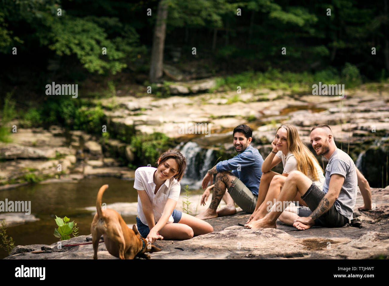 Friends relaxing male female hi-res stock photography and images - Alamy