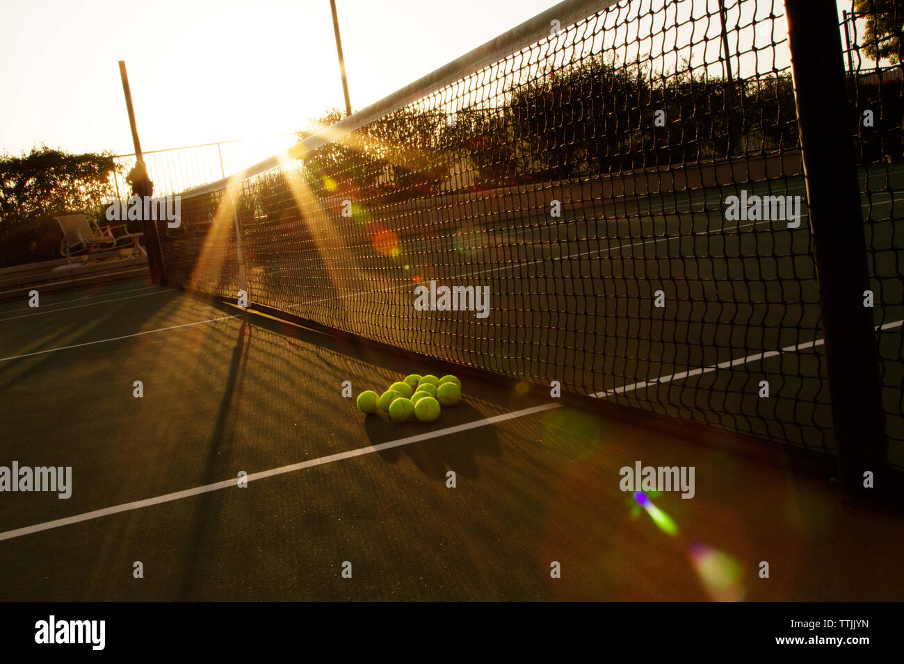 Sunset tennis hi-res stock photography and images - Alamy