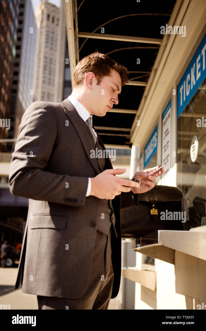Ticket counter hi-res stock photography and images - Alamy
