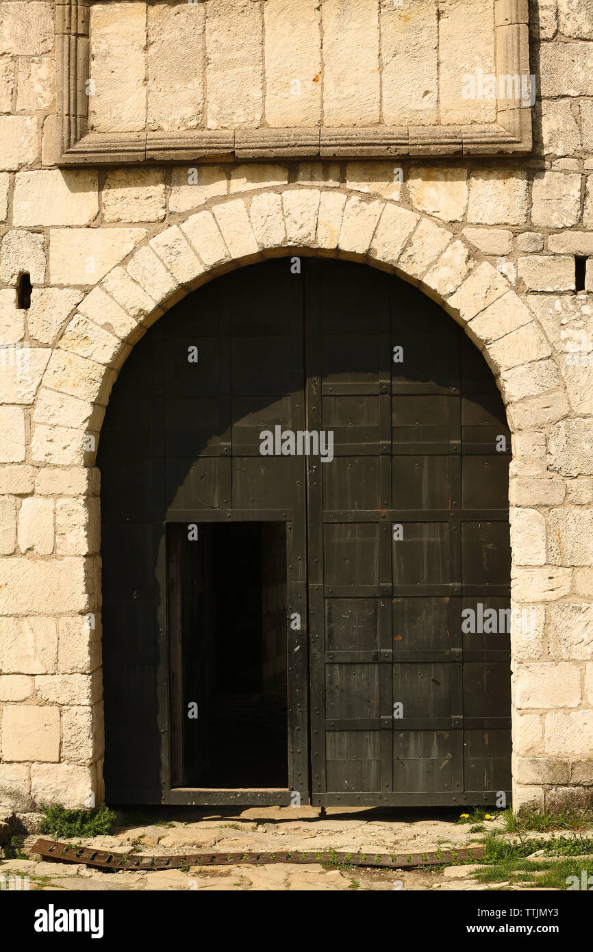 Old castle gates Stock Photo - Alamy