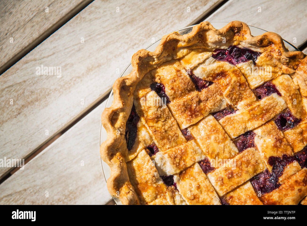 Food above table hi-res stock photography and images - Alamy