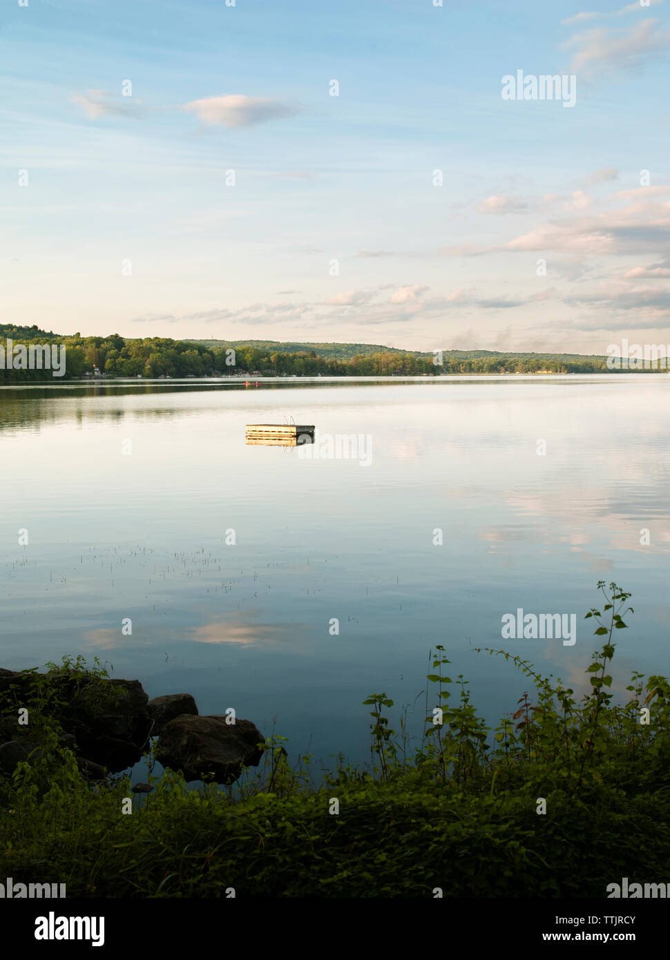 Floating Platform Lake High Resolution Stock Photography and Images - Alamy
