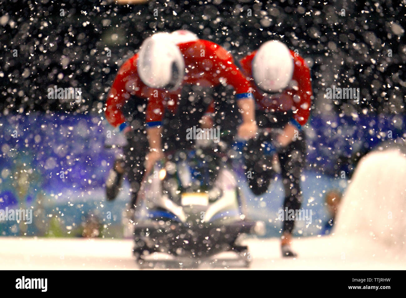 Bobsled track bobsleigh helmet hi-res stock photography and images - Alamy
