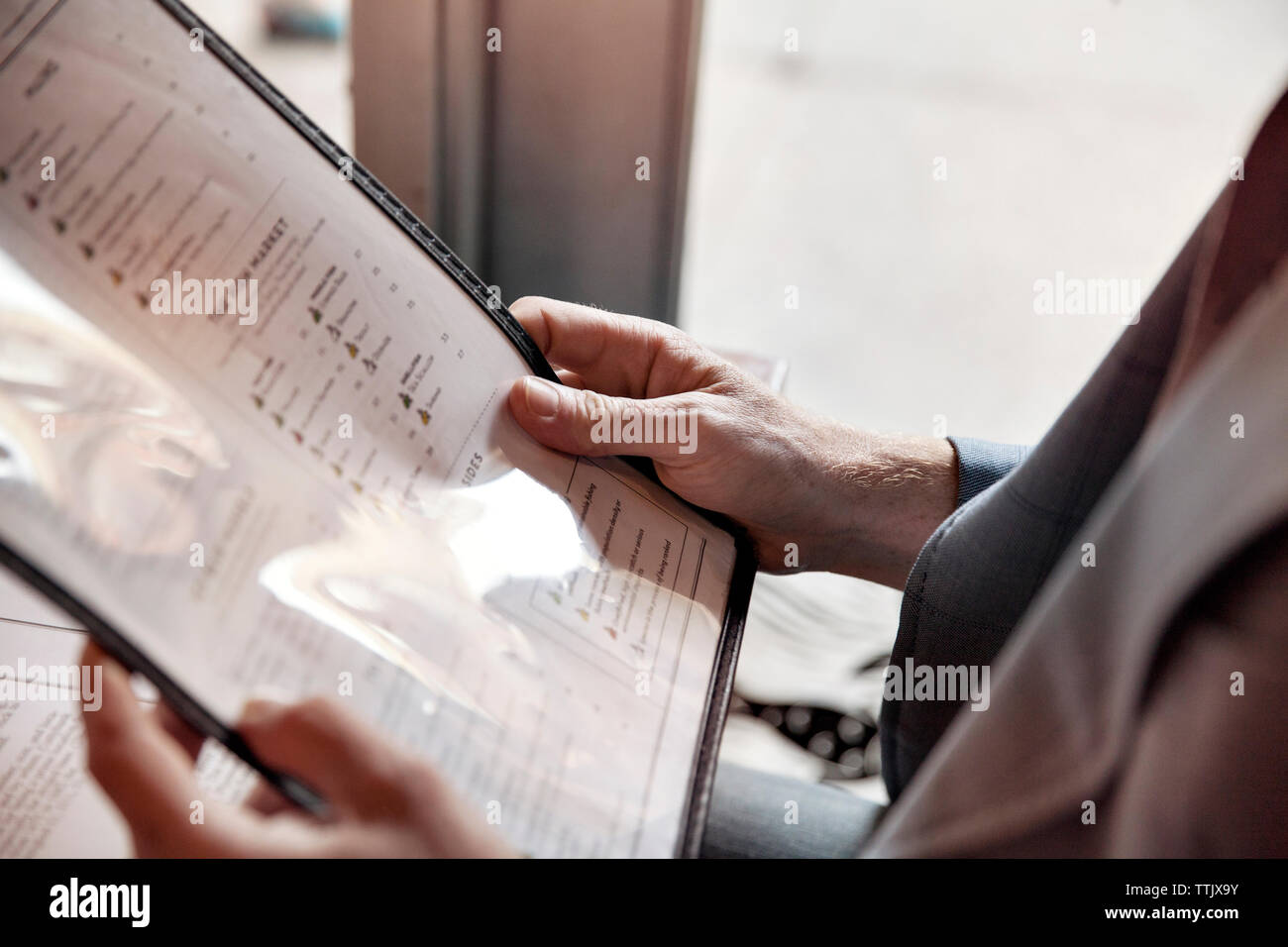 Sitting menu hi-res stock photography and images - Alamy