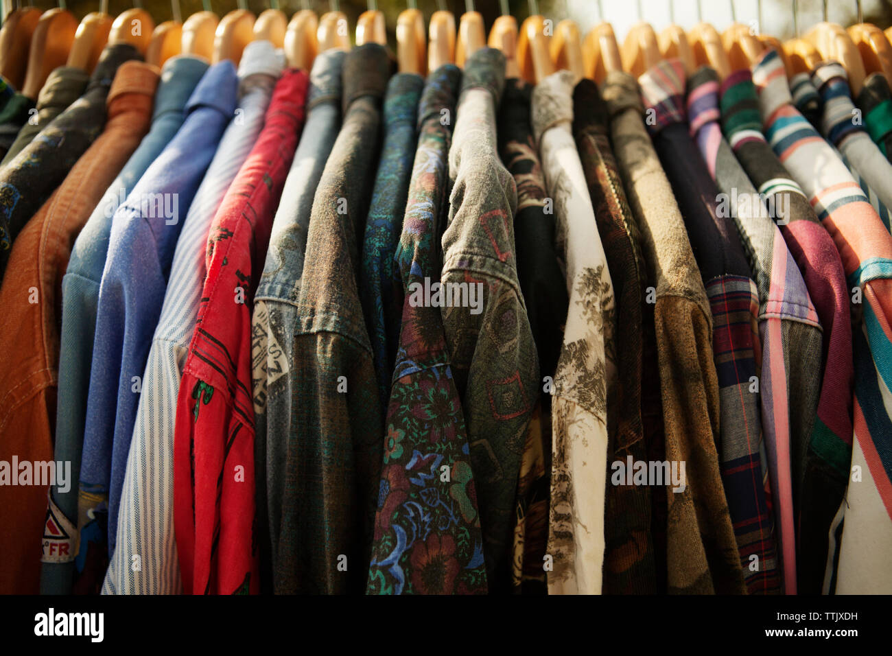 Shirts rack hi-res stock photography and images - Alamy