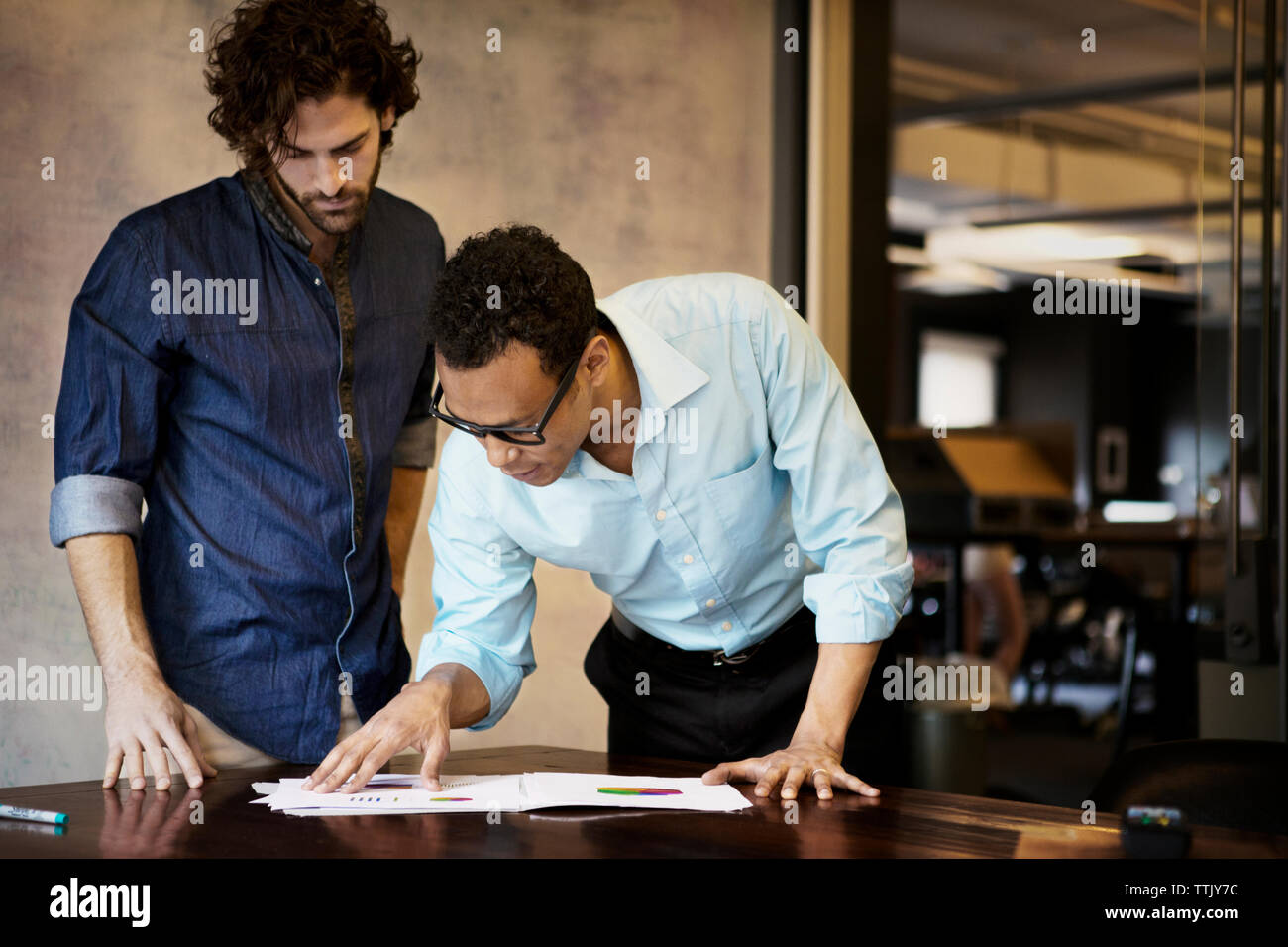 Serious document hi-res stock photography and images - Alamy