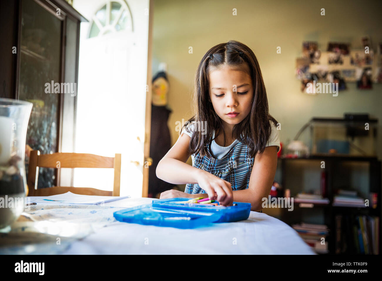 Crayons box hi-res stock photography and images - Alamy