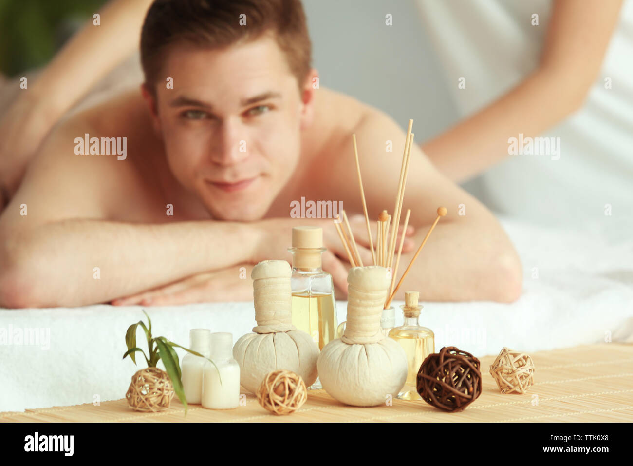 Man having massage hi-res stock photography and images - Alamy