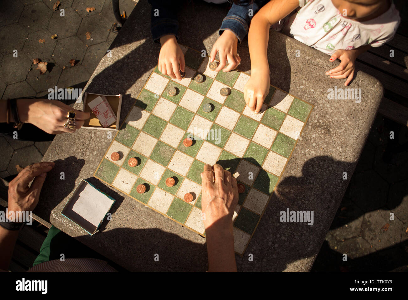 Old board game box hi-res stock photography and images - Alamy