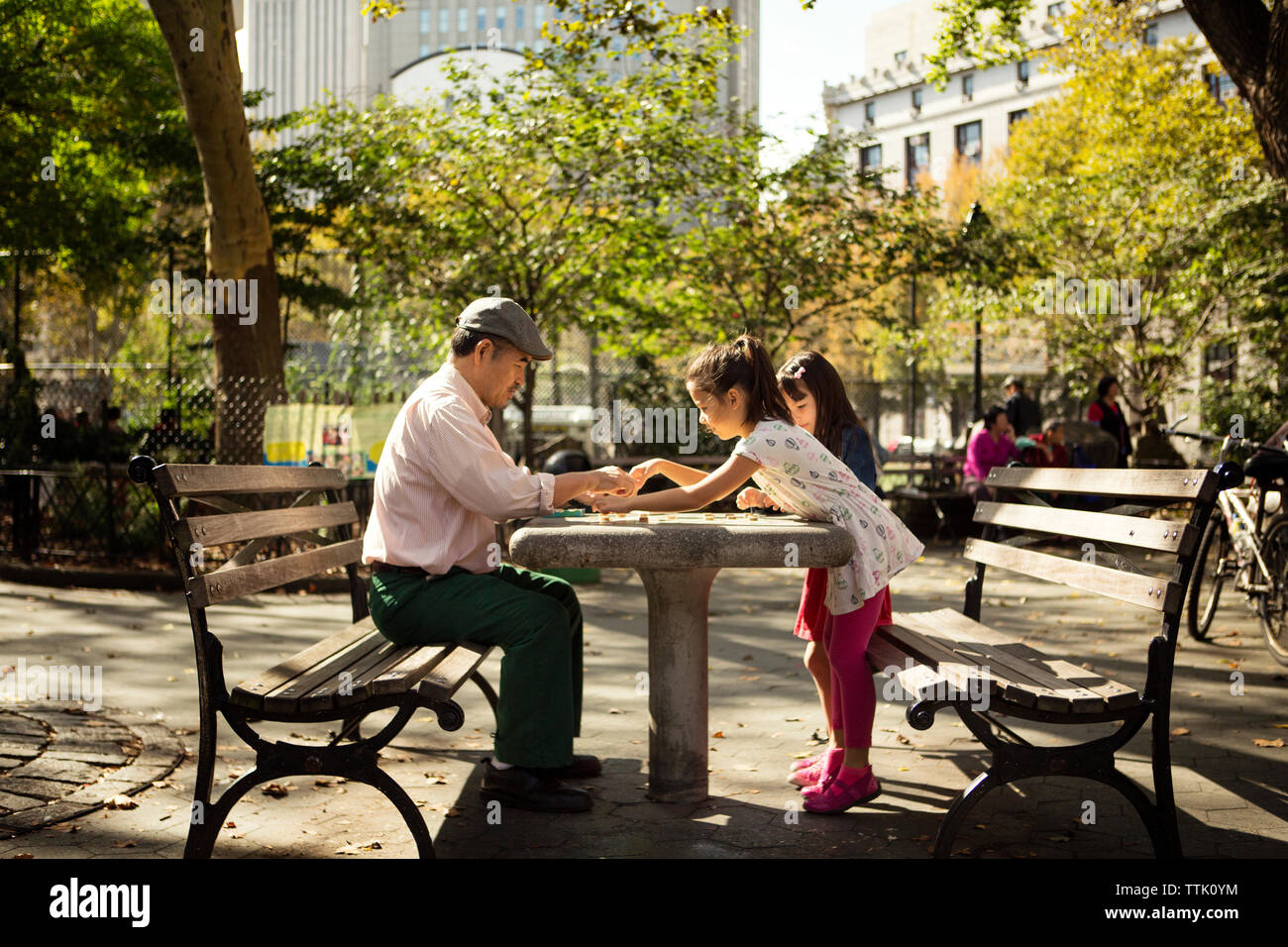 Checkers game hi-res stock photography and images - Alamy
