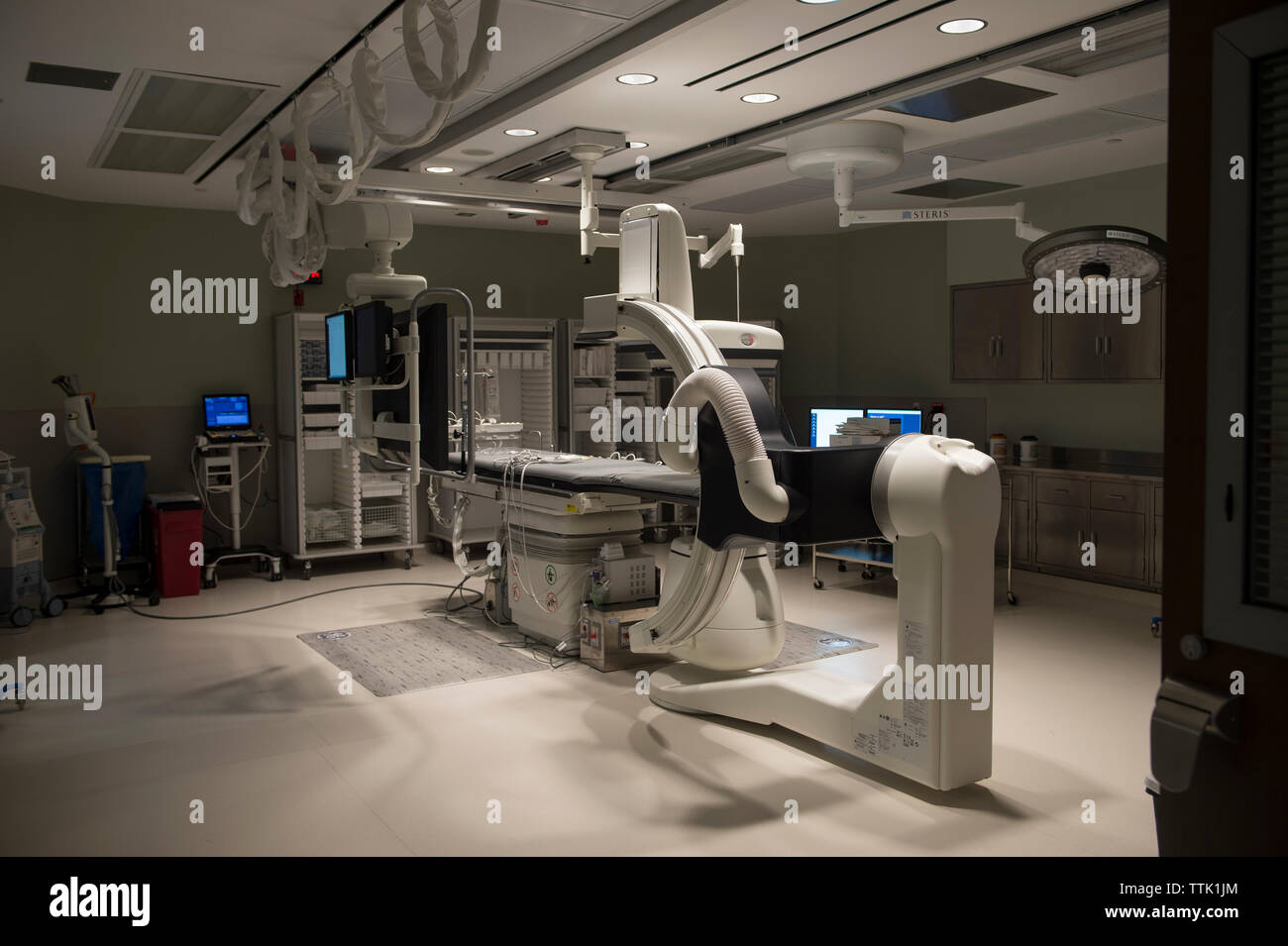 Cardiac catheterization lab hi-res stock photography and images - Alamy