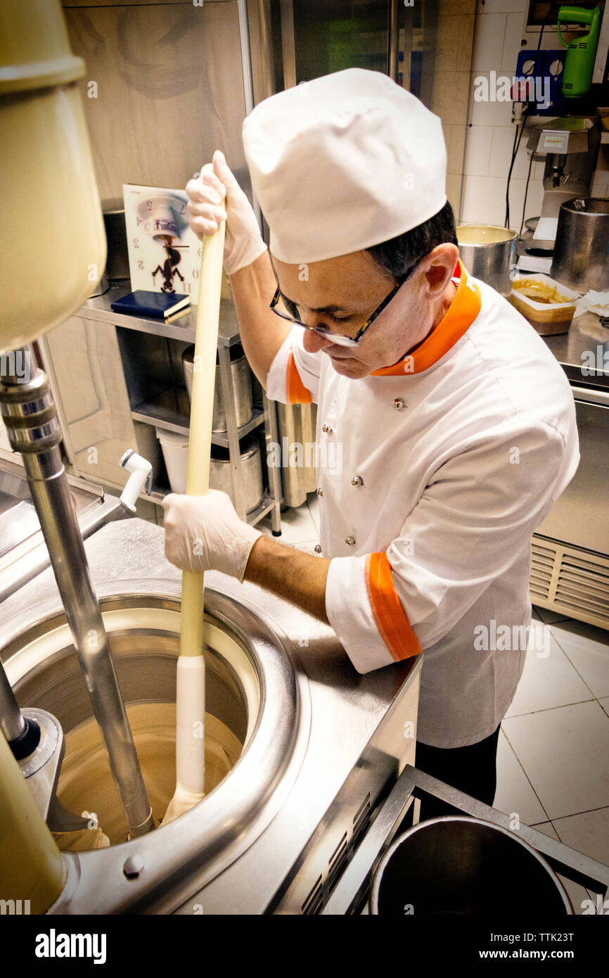 Mixing machine hi-res stock photography and images - Alamy