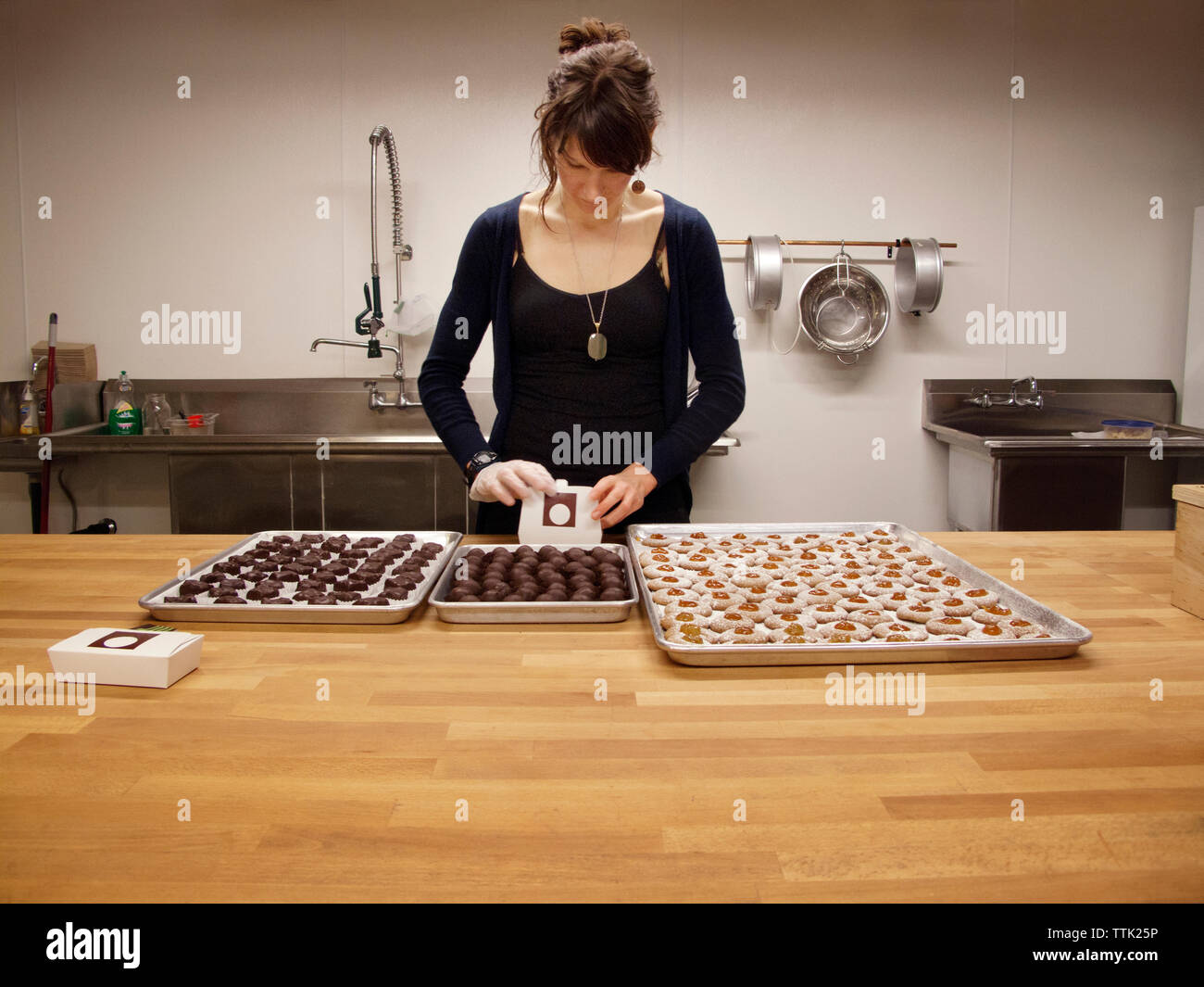 Biscuits factory hi-res stock photography and images - Alamy