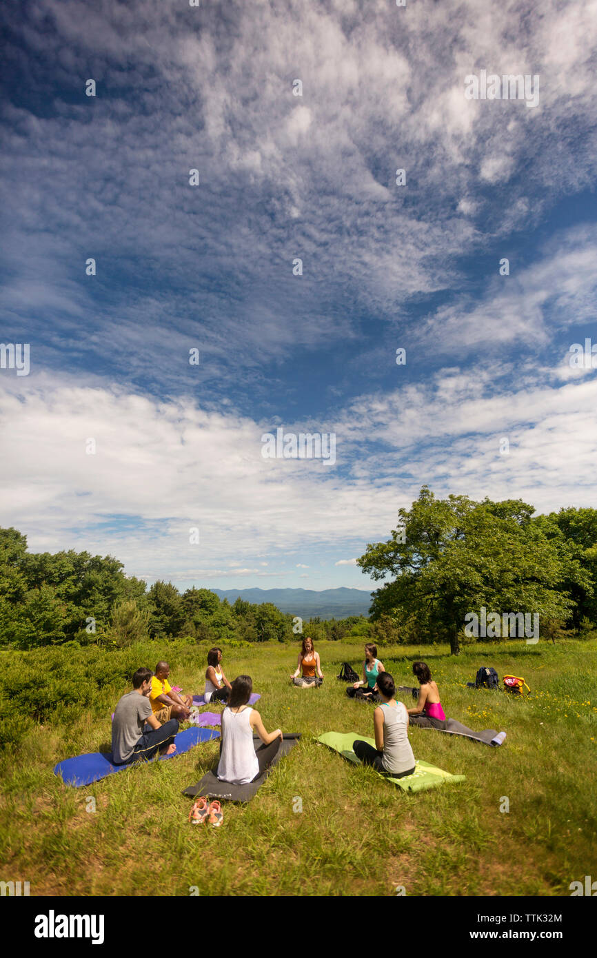 Field of exercise hi-res stock photography and images - Alamy