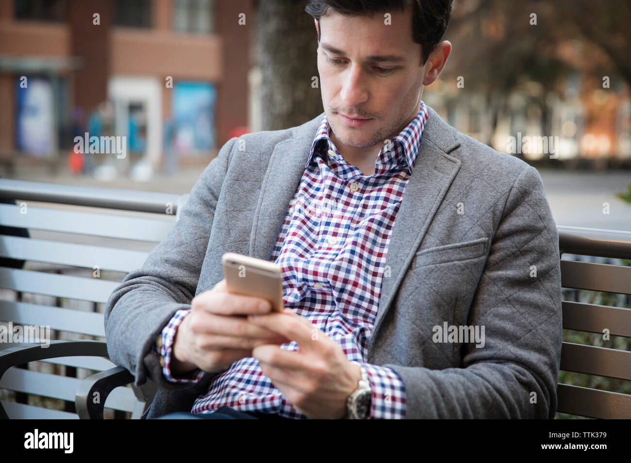Mobile park bench hi-res stock photography and images - Alamy