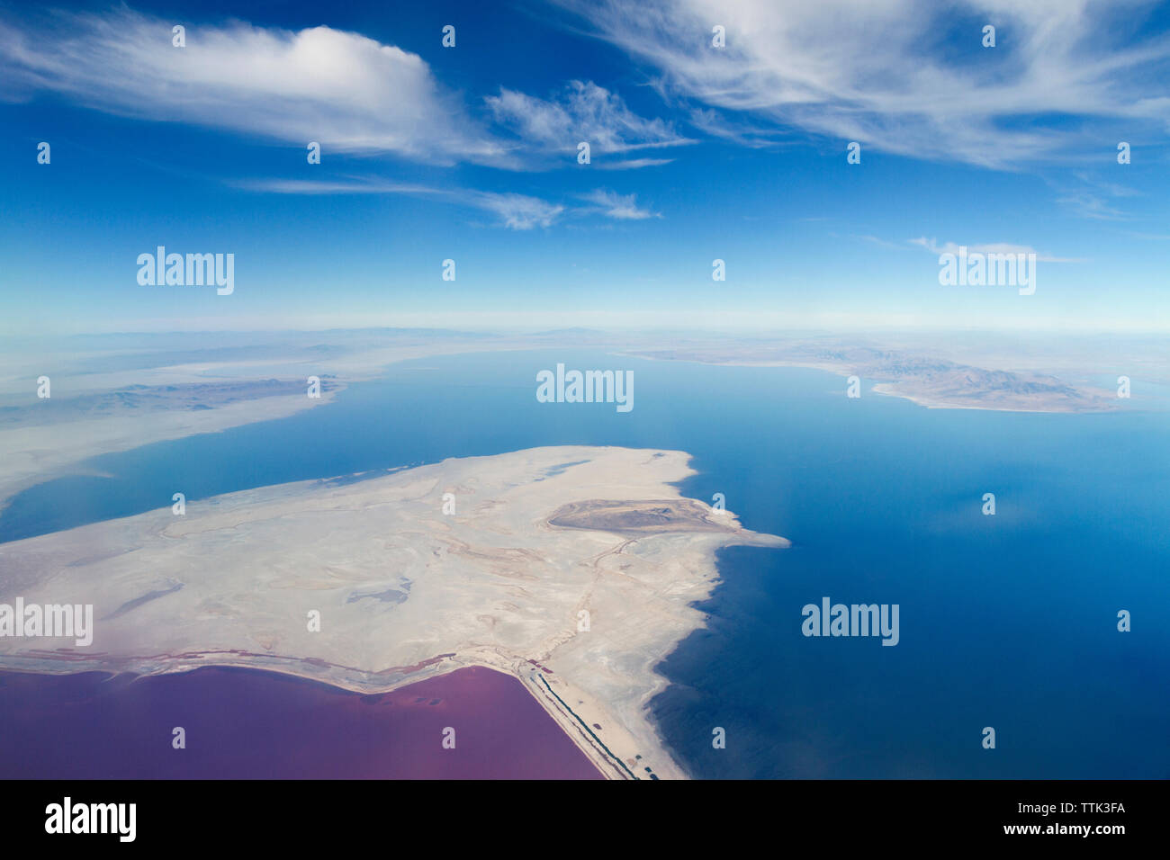 Land sea sky hi-res stock photography and images - Alamy