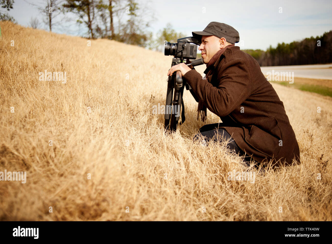 Modern photographer hi-res stock photography and images - Alamy