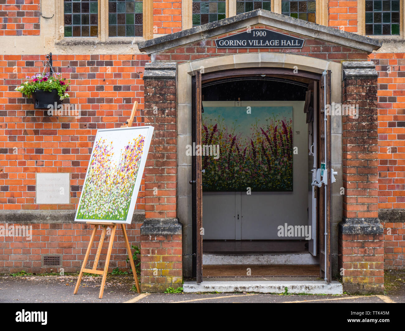 Goring village hall hi-res stock photography and images - Alamy