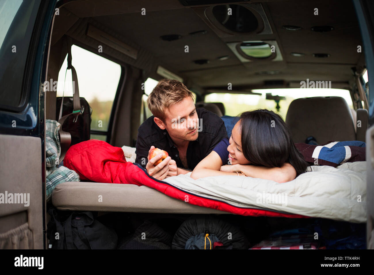 Back of van hi-res stock photography and images - Alamy