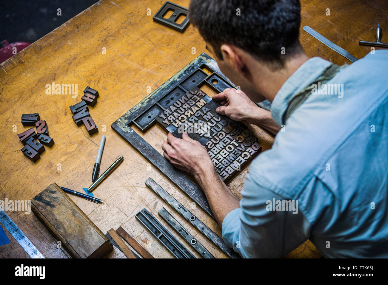 Workbench order hi-res stock photography and images - Alamy