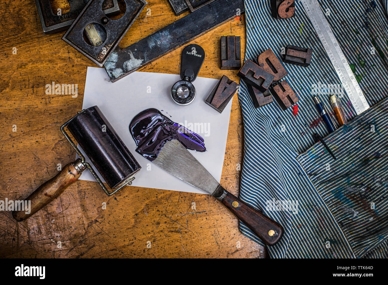 Stationary view hi-res stock photography and images - Alamy