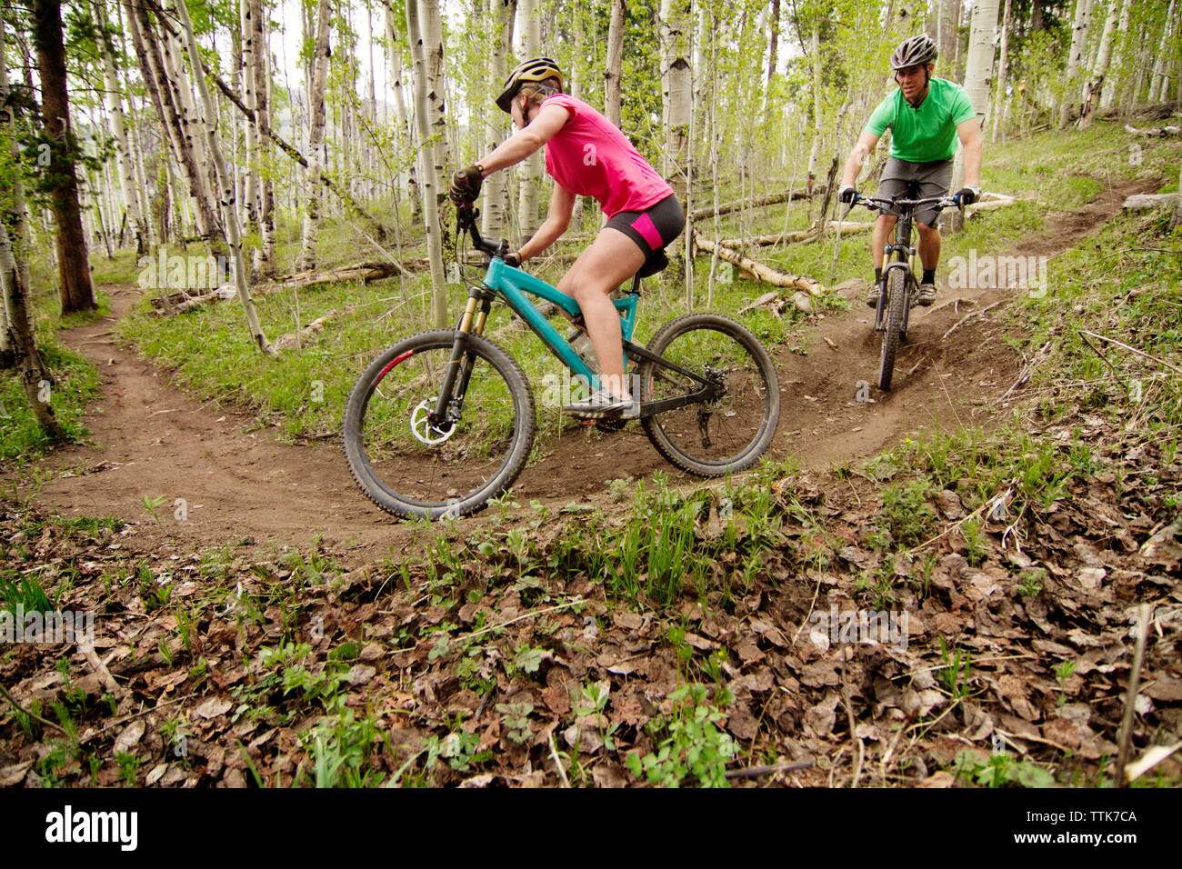 Athletes cycling hi-res stock photography and images - Alamy
