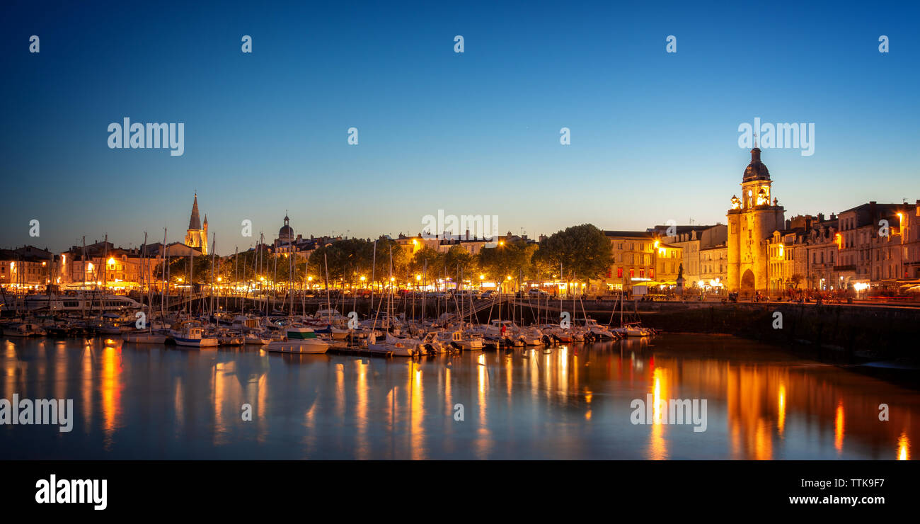 Harbor lights hi-res stock photography and images - Alamy