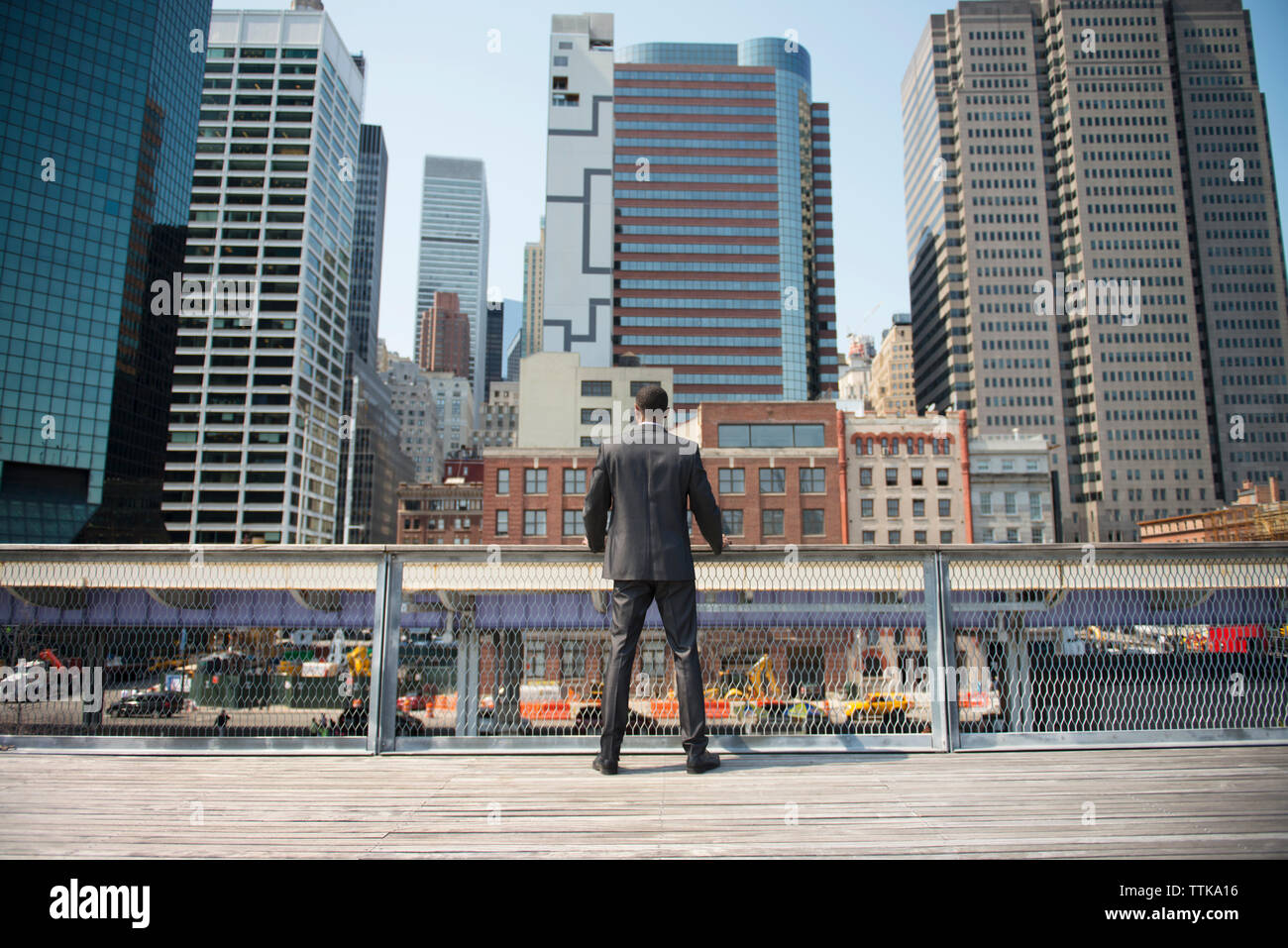 Tall buildings african man hi-res stock photography and images - Alamy