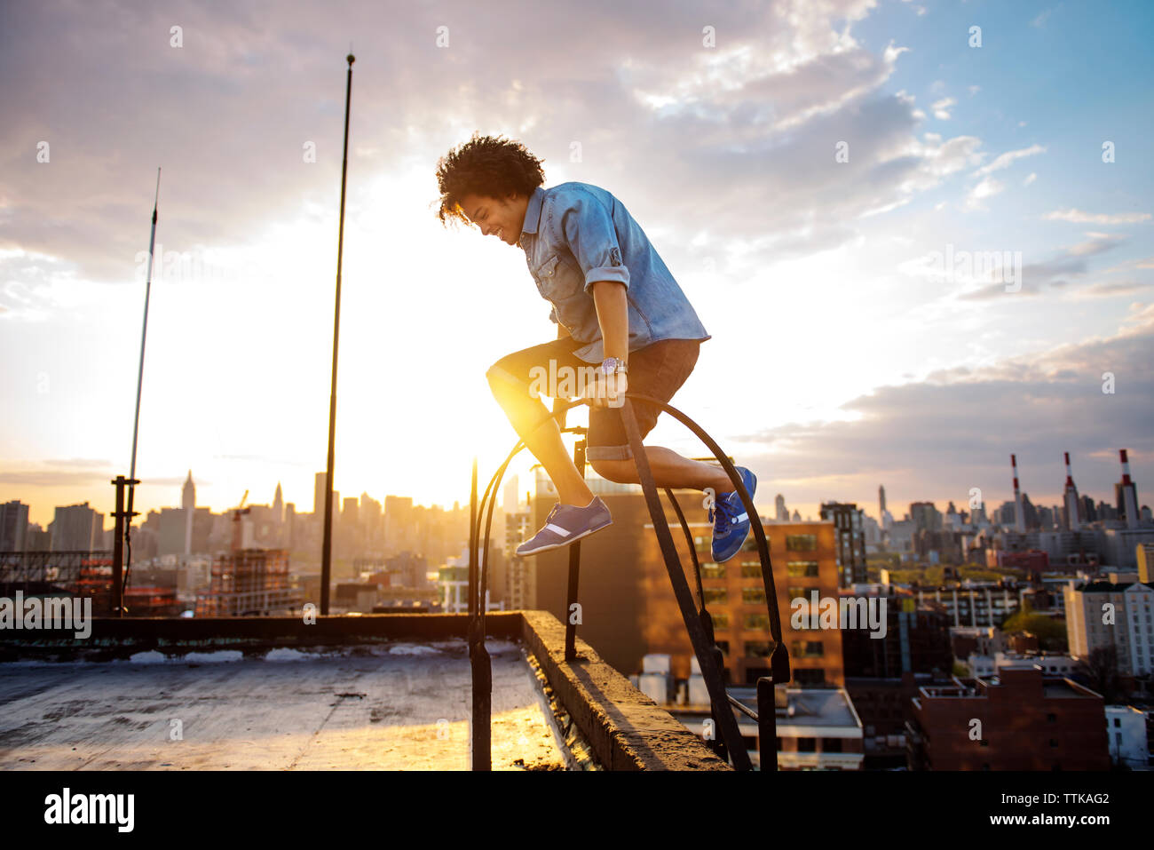 Old young man exterior hi-res stock photography and images - Alamy