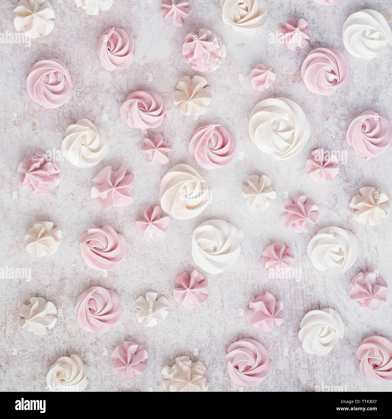 Cream table hi-res stock photography and images - Alamy