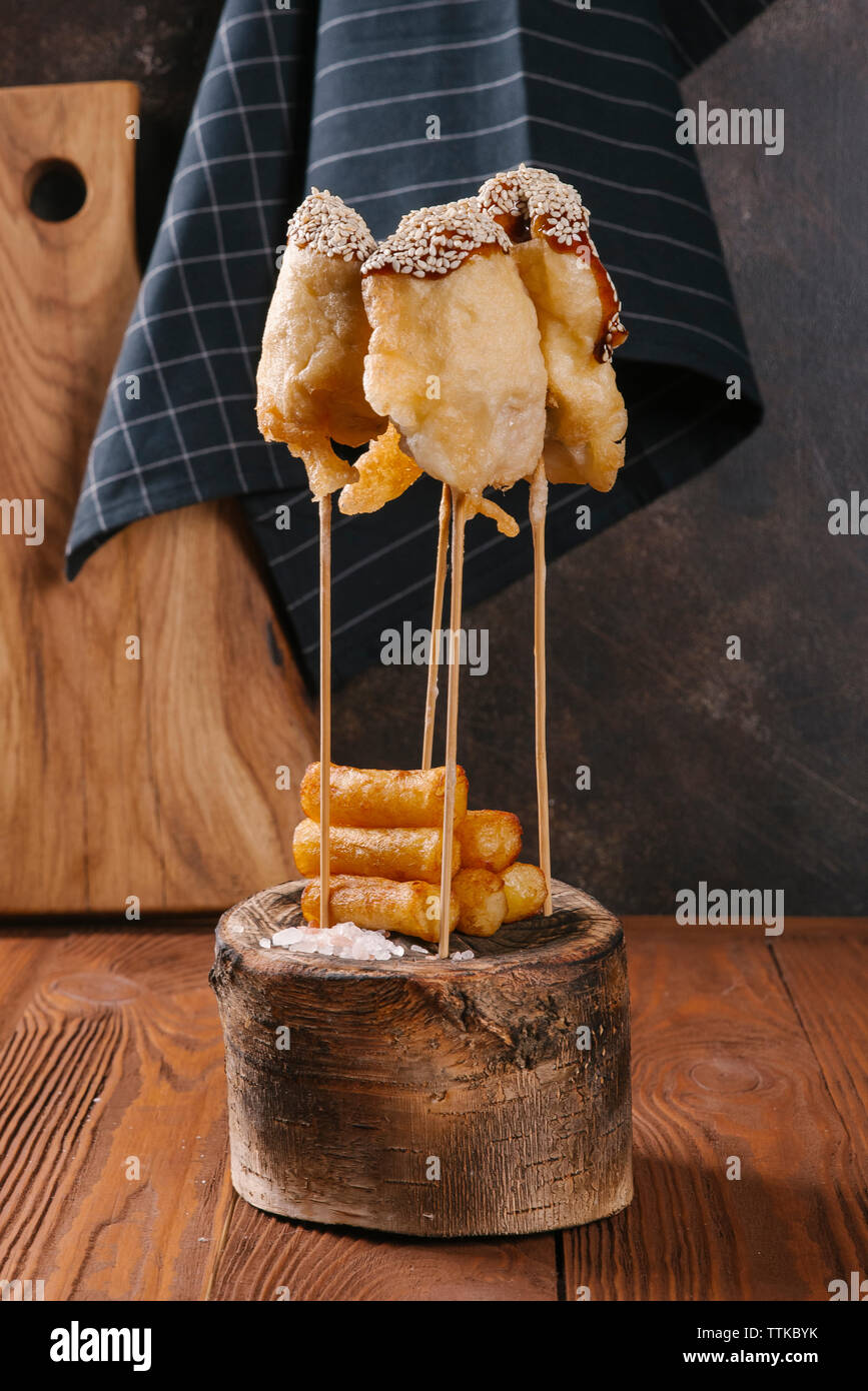 Fish on sticks hi-res stock photography and images - Alamy