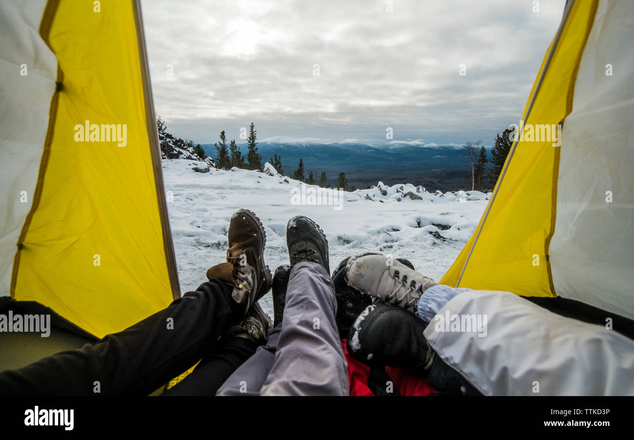Friends resting hi-res stock photography and images - Alamy