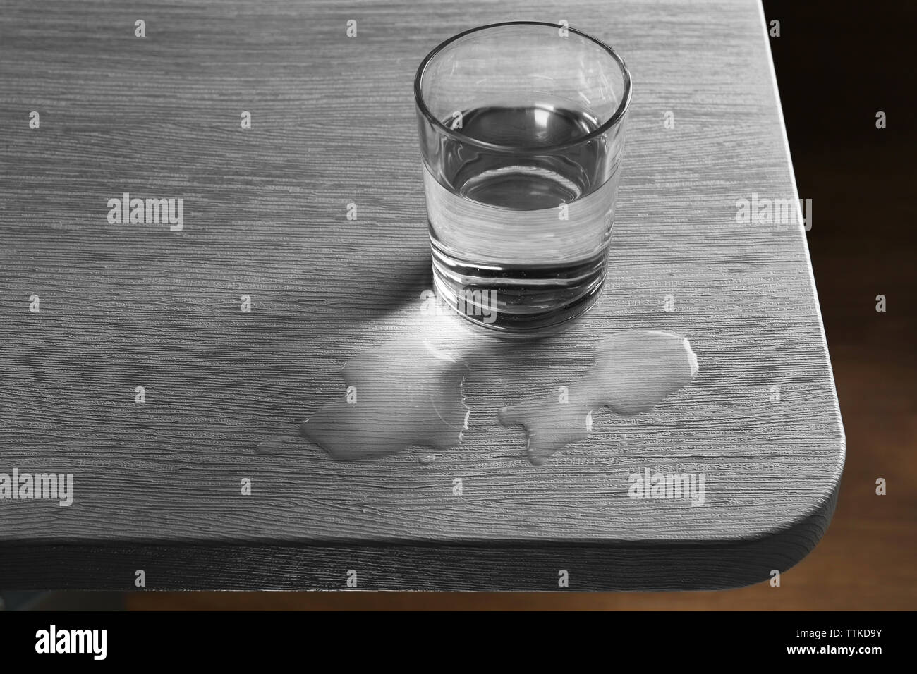 Spilled water top view hi-res stock photography and images - Alamy