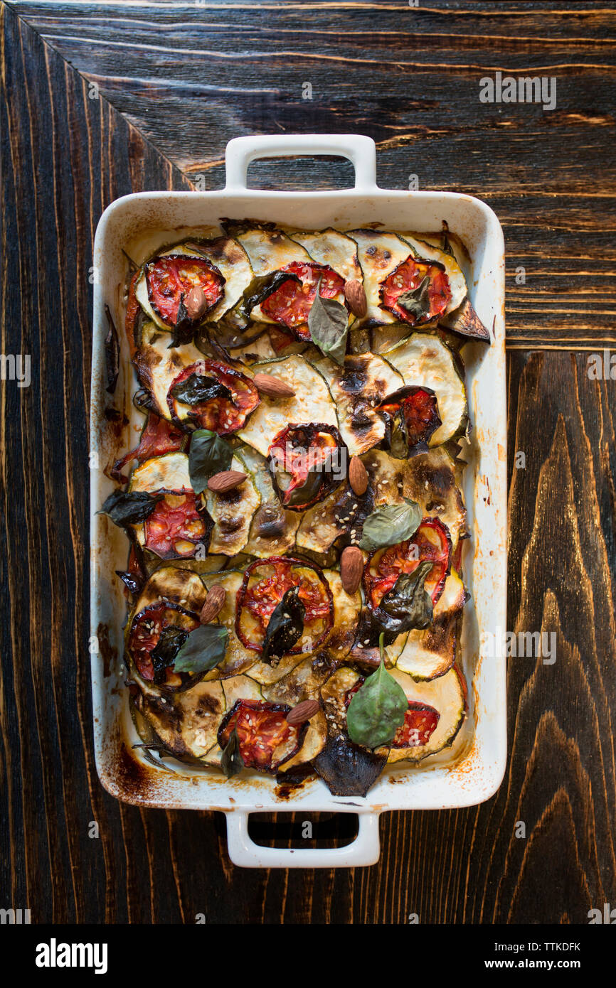 Baked fruits hi-res stock photography and images - Alamy