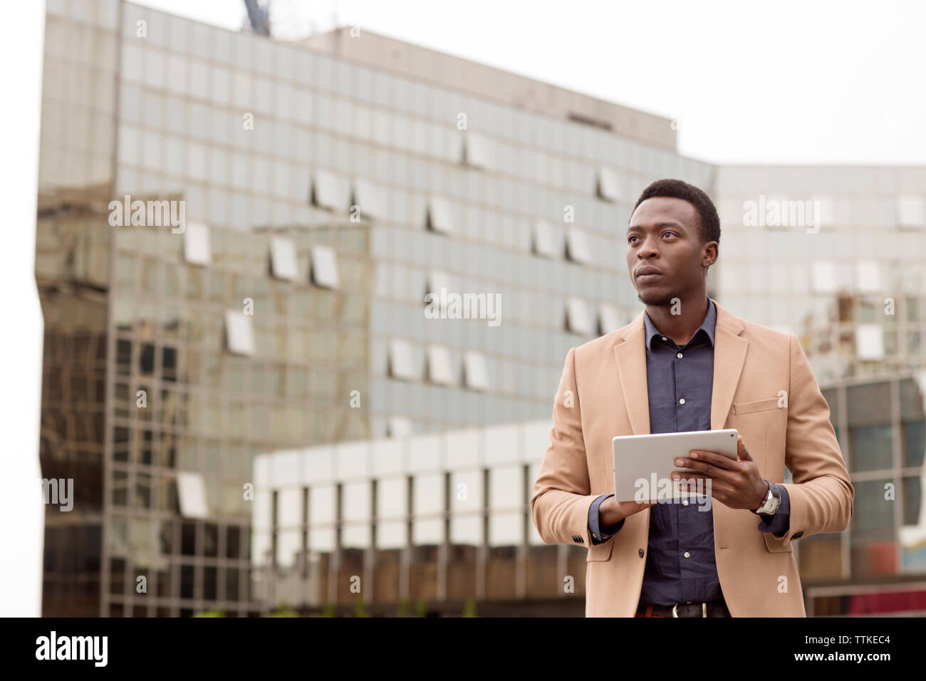 Technology and modern life hi-res stock photography and images - Alamy