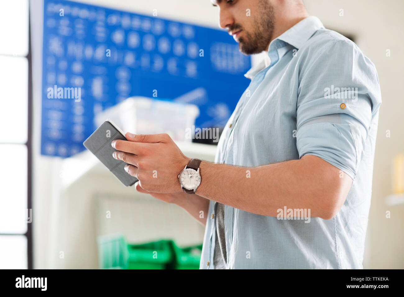 Old laboratory equipment hi-res stock photography and images - Alamy