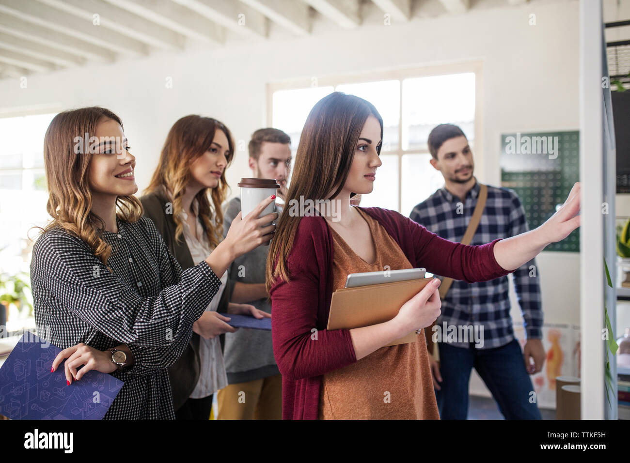 Students standing classroom hi-res stock photography and images - Alamy