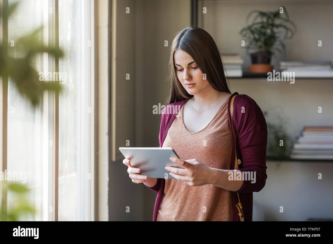 Person computer classroom hi-res stock photography and images - Alamy