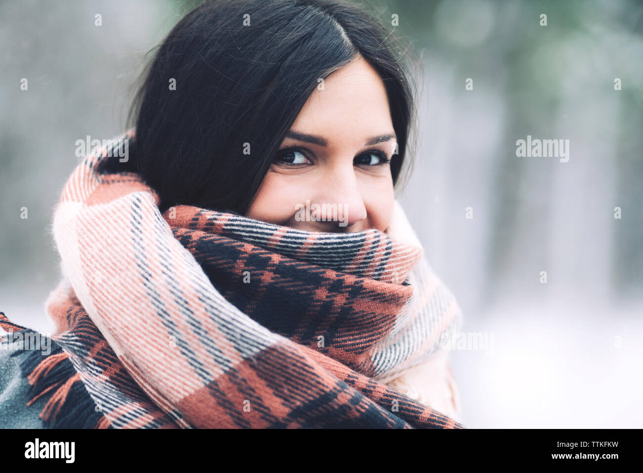 Close up person wrapped hi-res stock photography and images - Alamy