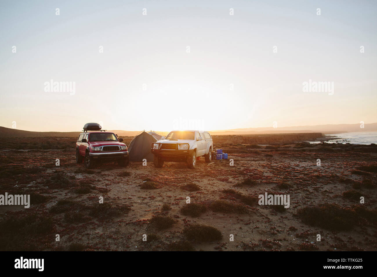 Off road vehicles hi-res stock photography and images - Alamy